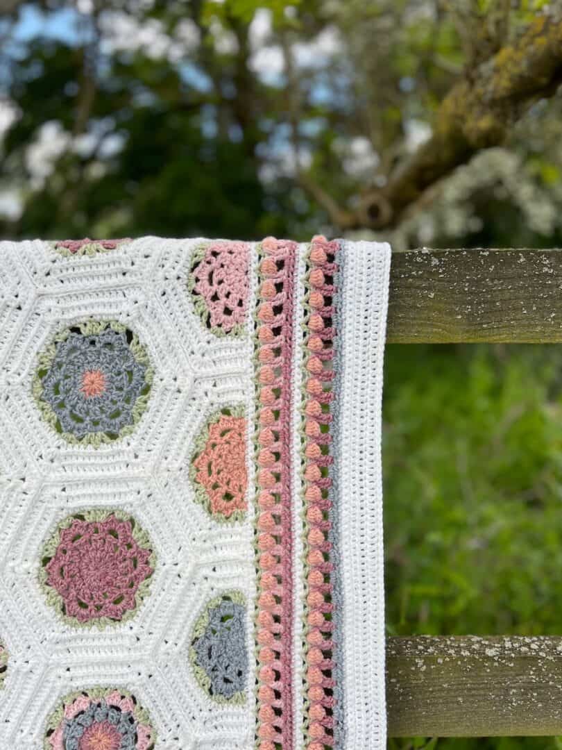 Joining Crochet Hexagons Together | HanJan Crochet